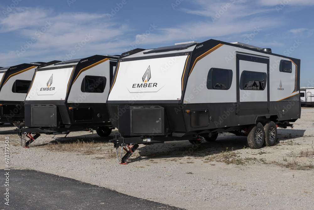 Ember Recreational Vehicles Overland Series RV Fifth Wheel trailer ...