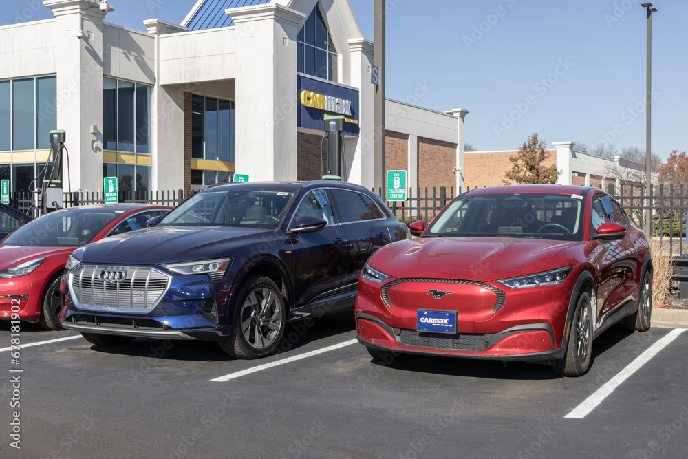 CarMax Auto Dealership Ford Mustang Mach-E and Audi e-tron EV display ...