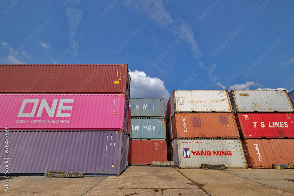 3-unit high stacked shipping containers in Thai capital Bangkok Stock ...