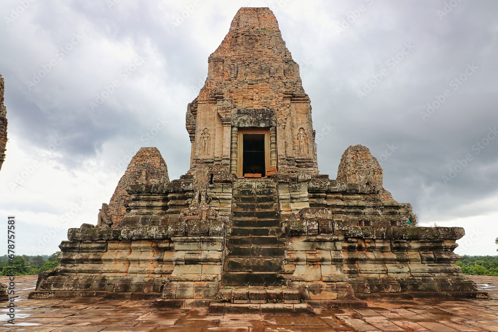 Pre Rup - 10th century classical Khmer pyramid temple complex built by ...