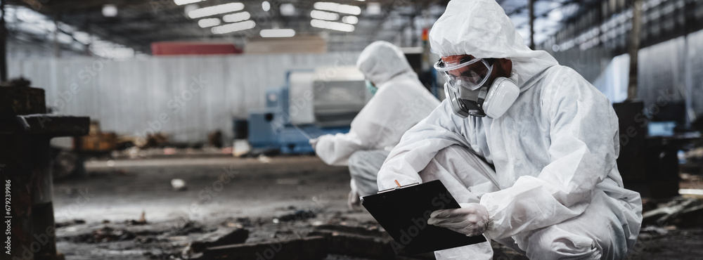 Foto de Scientist workers wear protection suit checking chemical ...