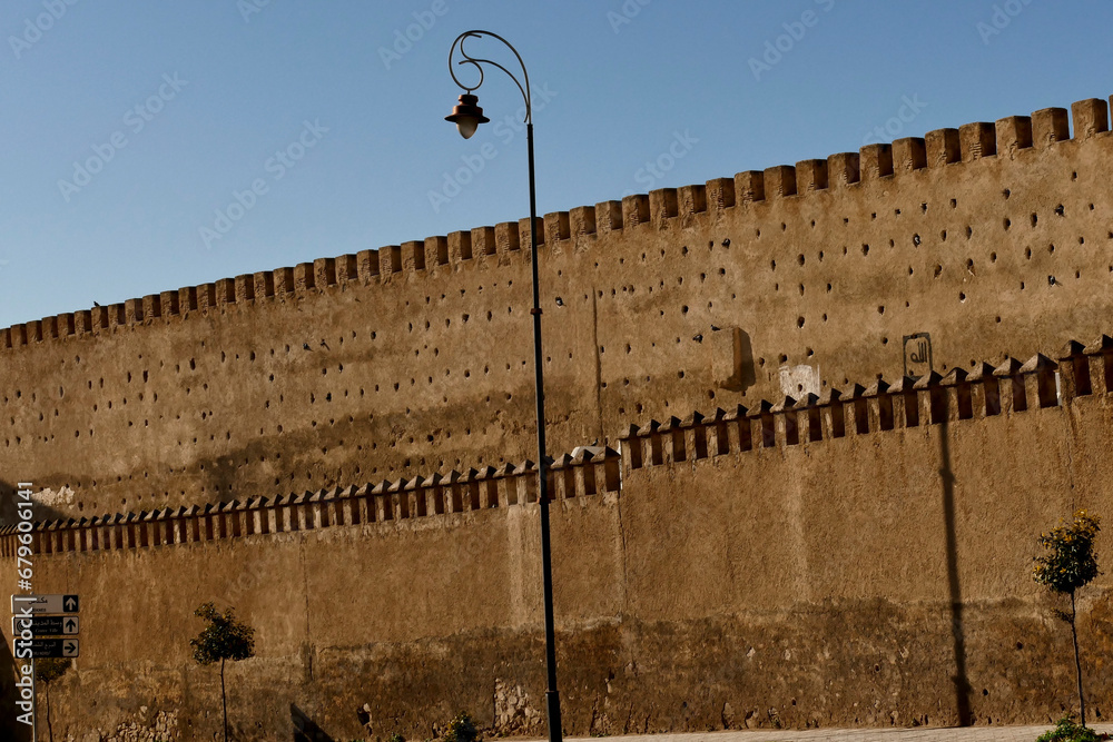fes, architettura e monumenti dell'antico souk. Fez, Marocco Stock ...