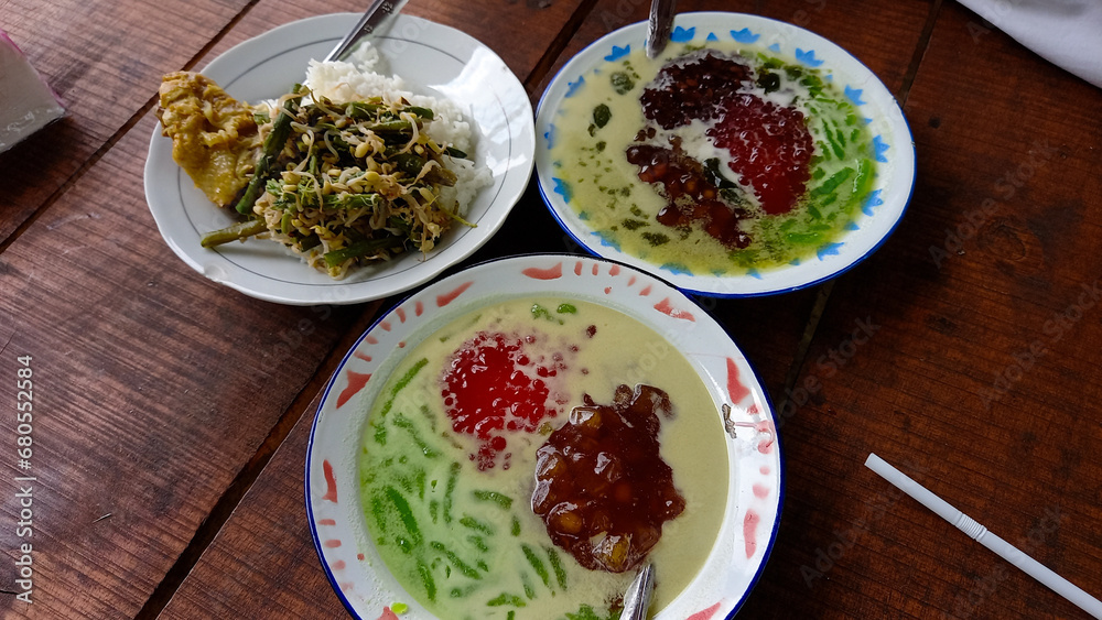 Jenang campur or Mix it up. The Indonesian dessert consists of green ...