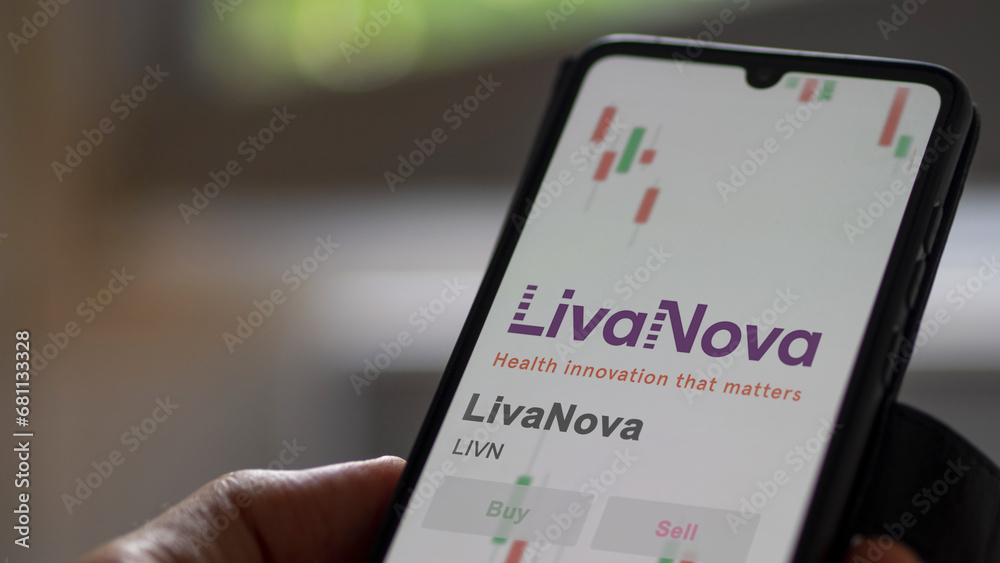 Foto de November 20th 2023. The logo of LivaNova on a giant white ...
