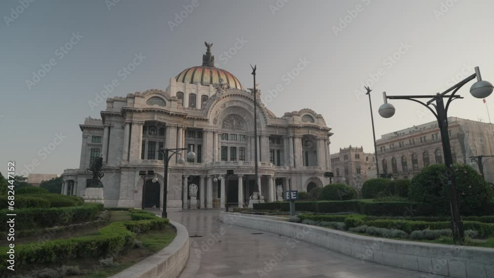 Palacio de Bellas Artes (Palace of Fine Arts) Art Nouveau Neoclassical ...