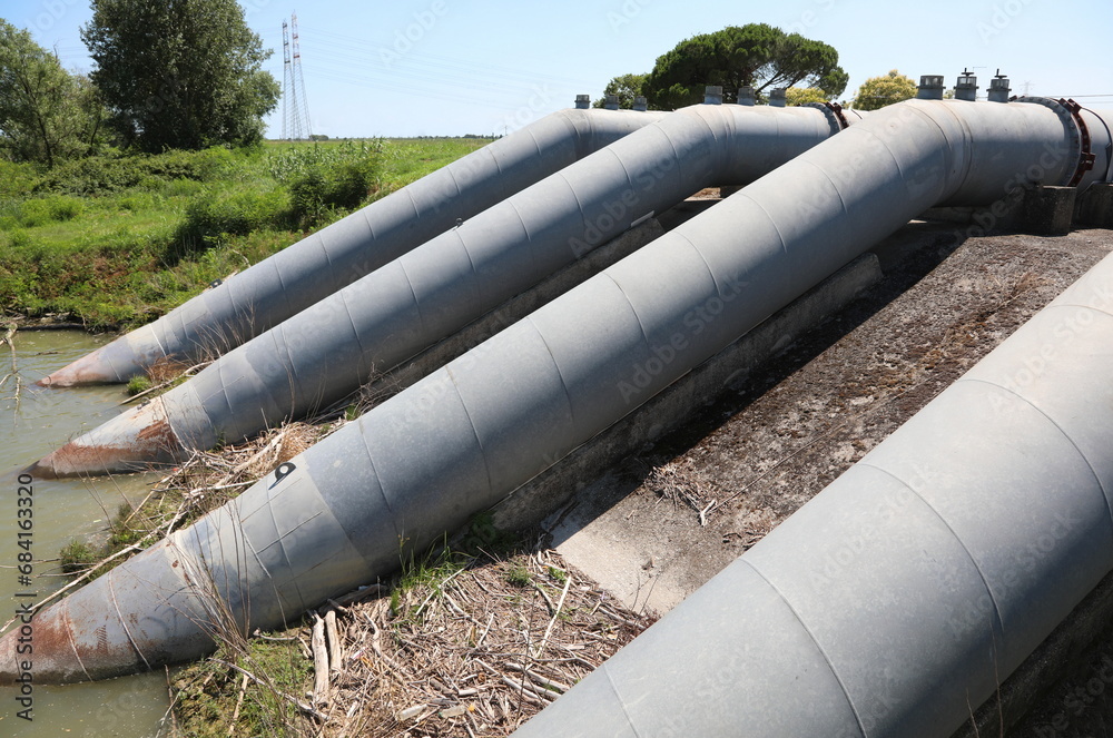 steel pipes of the dewatering pumps for the reclamation of marshy water ...