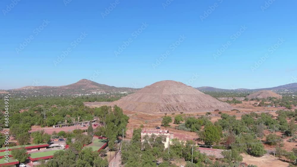 Teotihuacan, Mexico: Aerial view of Pyramid of the Moon (Pirámide de la ...