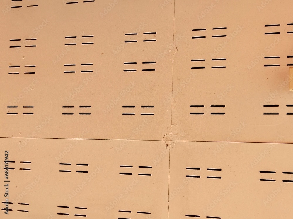 Ceiling pattern with beautiful light gradients at low angles and ...