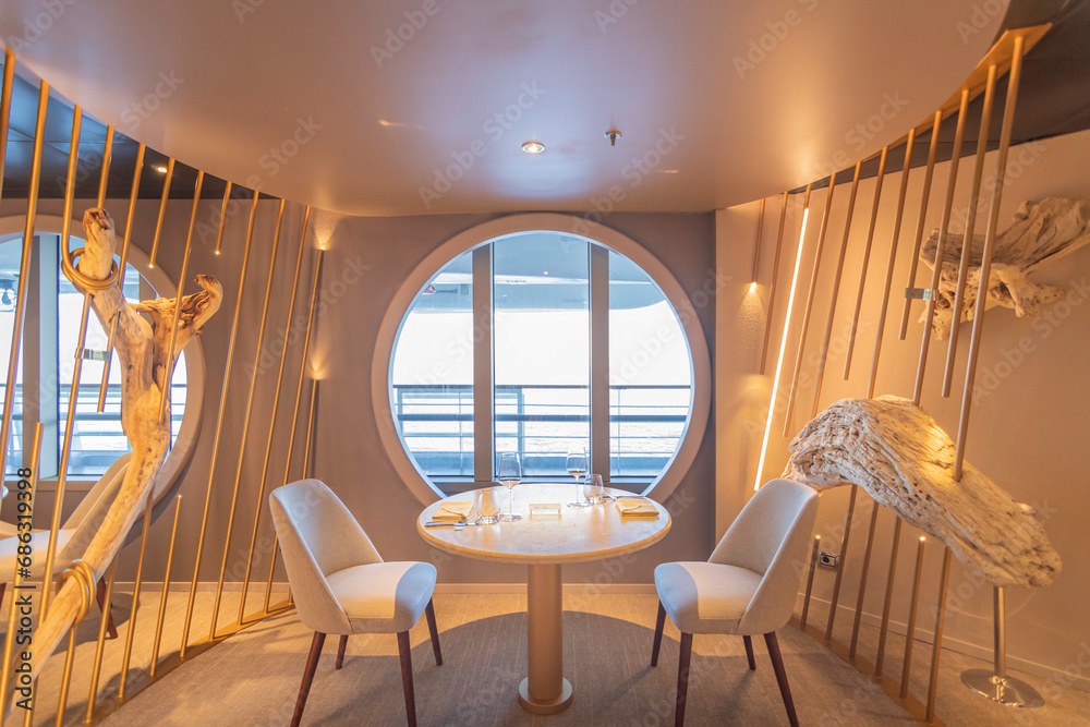 Mer Méditerranée - 26 octobre 2023 : Le restaurant Archipelago du Costa ...