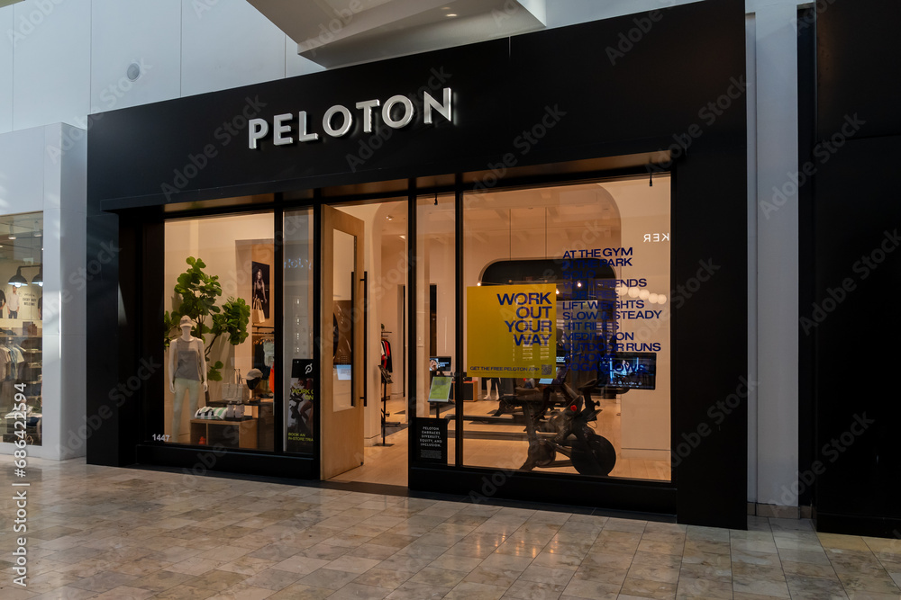 A Peloton store at Fashion Square Mall in Scottsdale, Arizona, USA, on ...