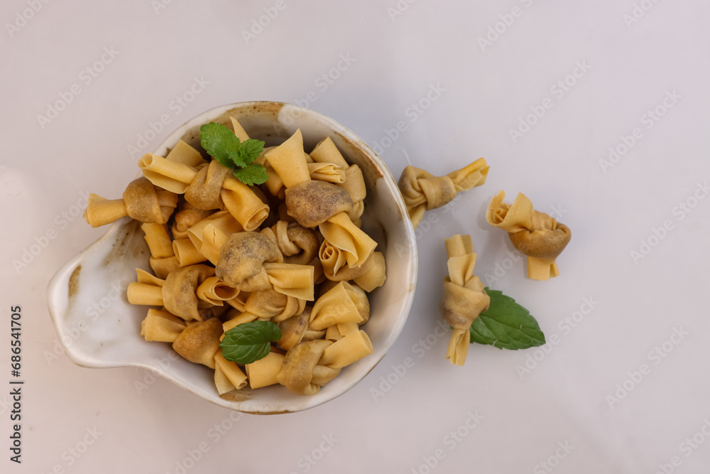 Popiah Simpul is Traditional Malay Snack from Spring Roll and Filled ...