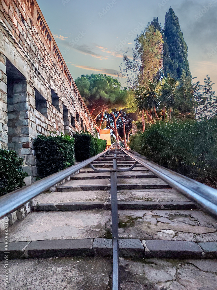 Rampe d'escalier dans Nice, donnant un bel effet de perspective Stock ...