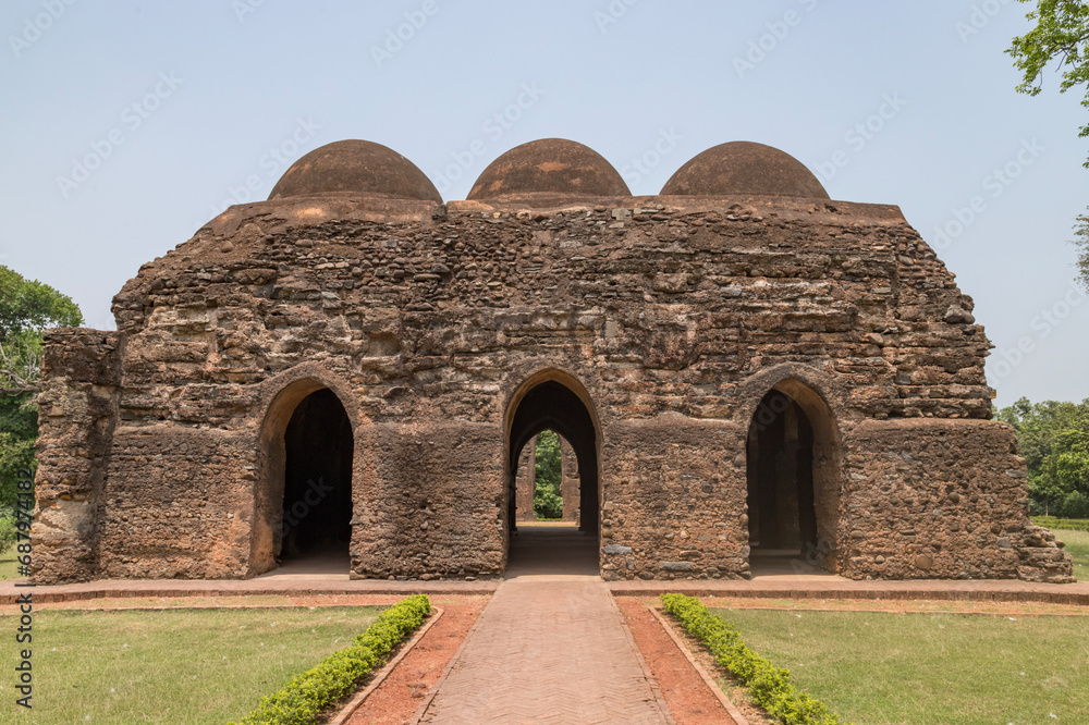 Lottan masjid are the ruins of a small mosque that was the capital of ...