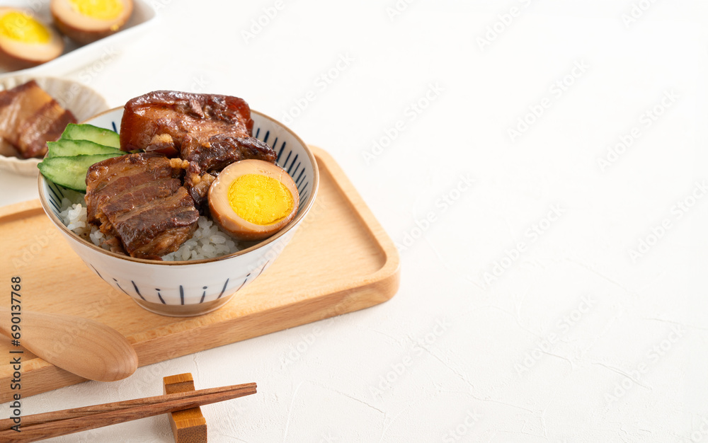 Braised pork belly meat over cooked rice, famous and delicious street ...