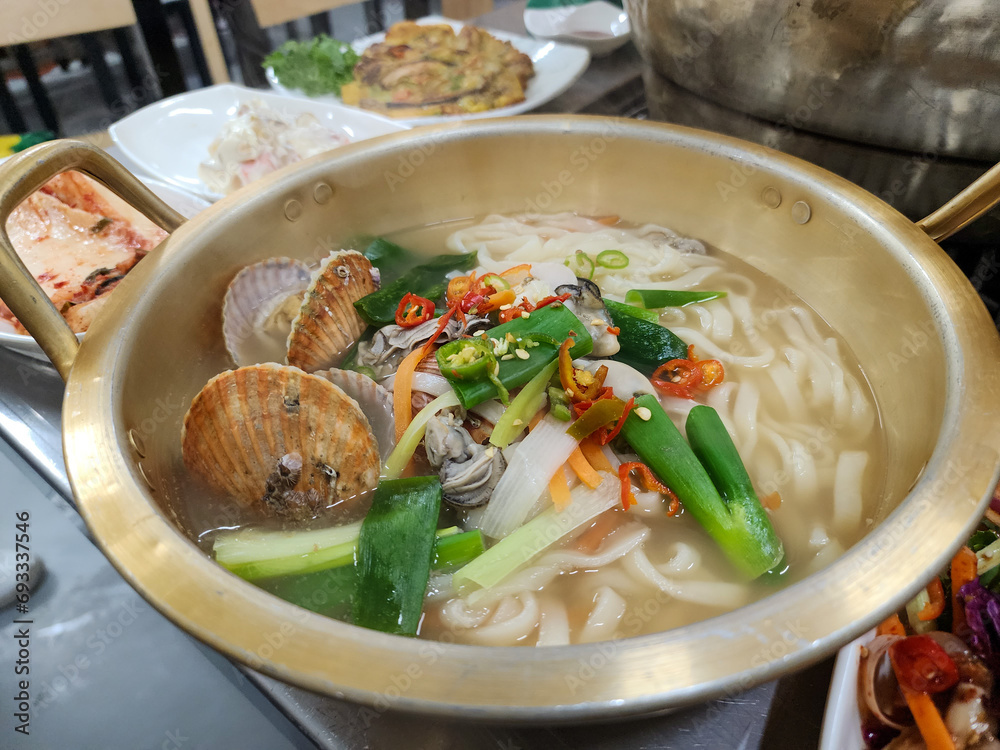Korean food. Seafood kalguksu. Korean traditional noodle soup Stock ...