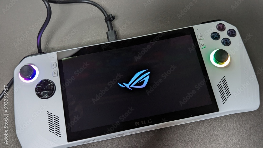 ASUS ROG ALLY: The Powerhouse Handheld Gaming PC for Next-Level ...