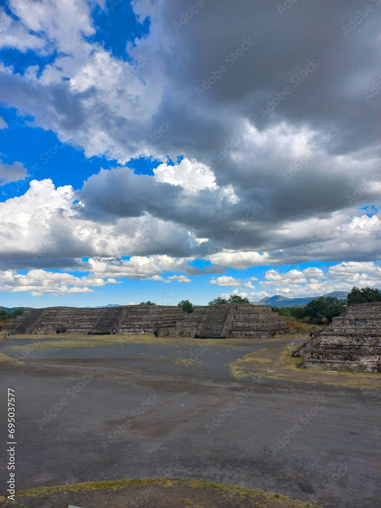Ruinas o Pirámides de Teotihuacán, México, CDMX Stock Photo | Adobe Stock