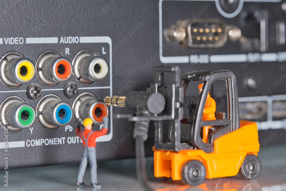 Repairing an old socket serial port, dusty old interface, miniature ...