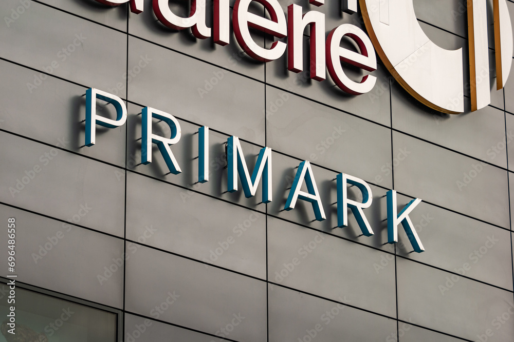 DRESDEN, GERMANY - 21. December 2023: Primark logo sign of the fast ...