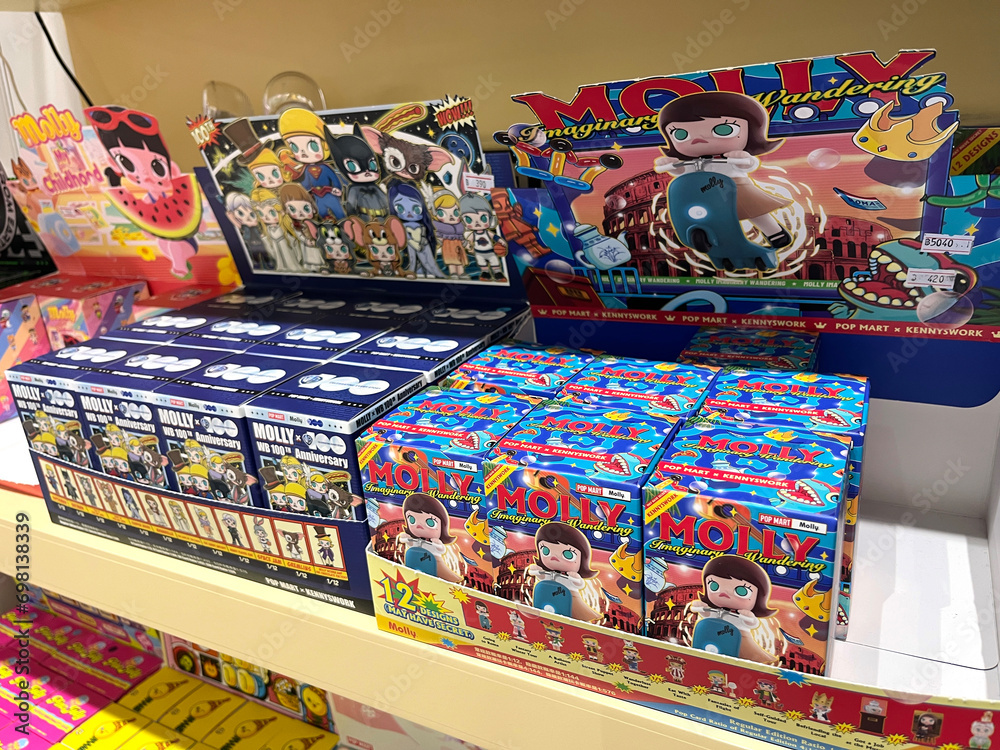 mystery box or blind box of Pop Mart , Molly Imaginary Wandering and wb ...