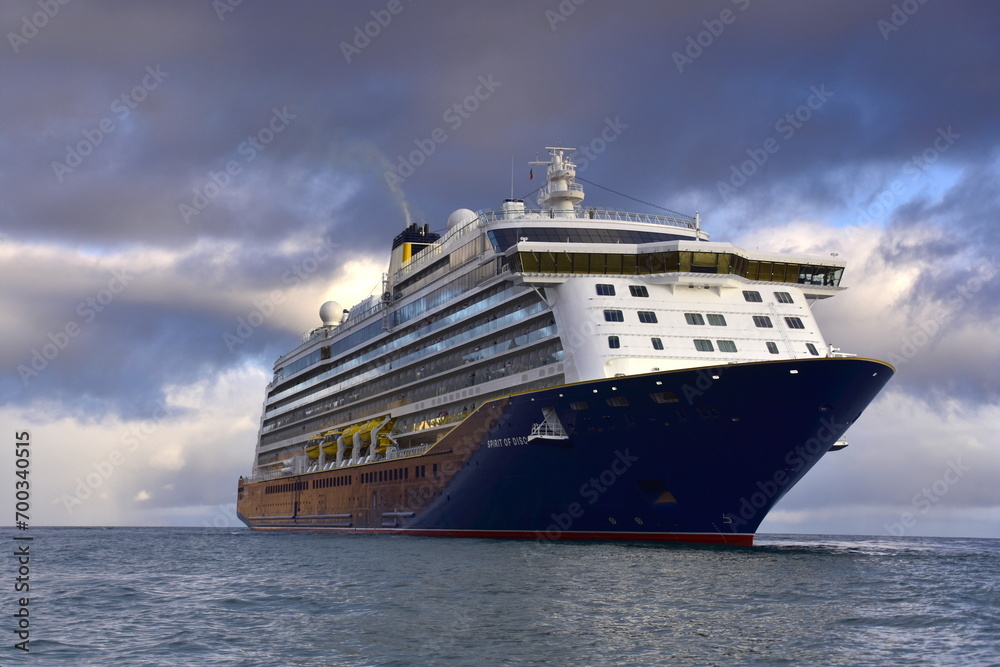 Huge cruise ship, passenger, Madeira, Portugal, Atlantic Ocean, Spirit ...