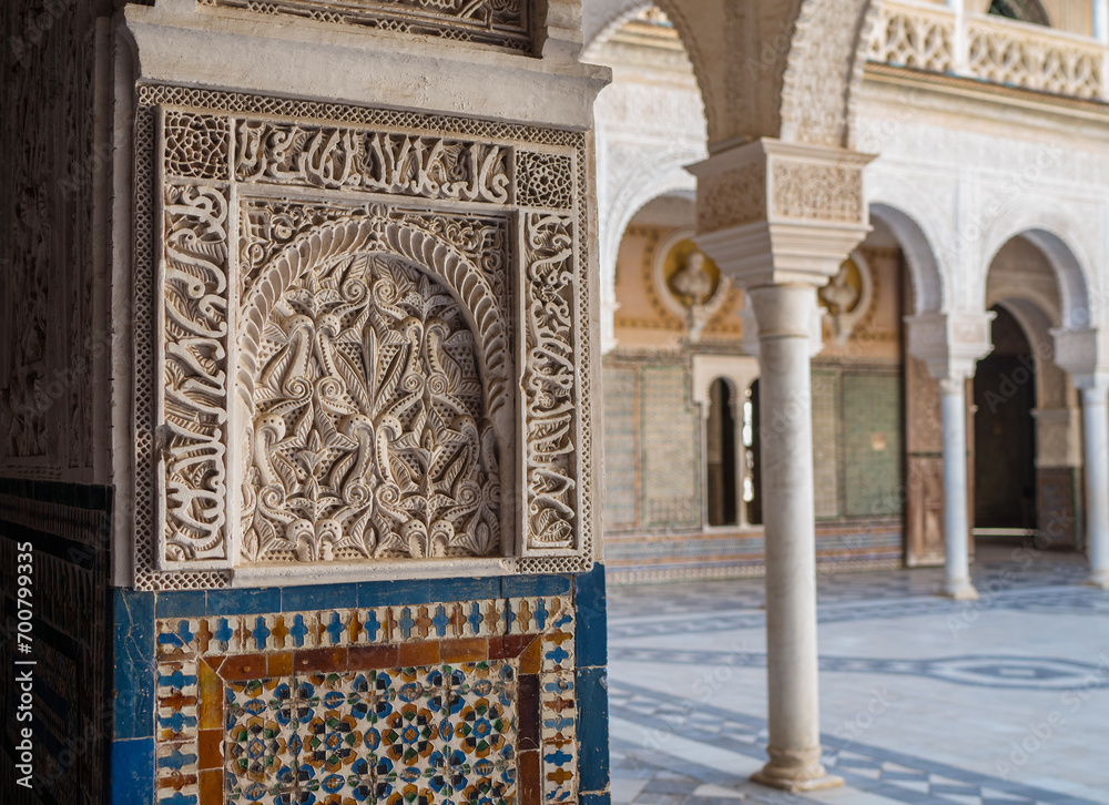 Arches and columns decorated incredible details of stucco yeseria ...