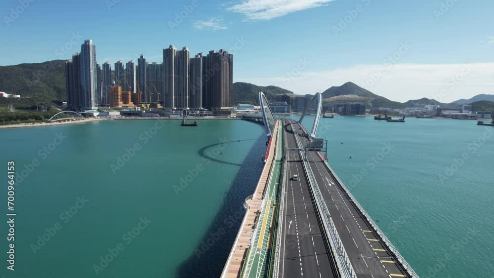 Vidéo Stock Large-scale sea traffic viaduct bridge Cross Bay Link ...