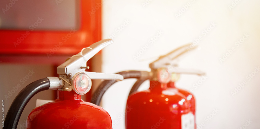 Engineer check fire suppression system,check fire extinguisher tank in ...