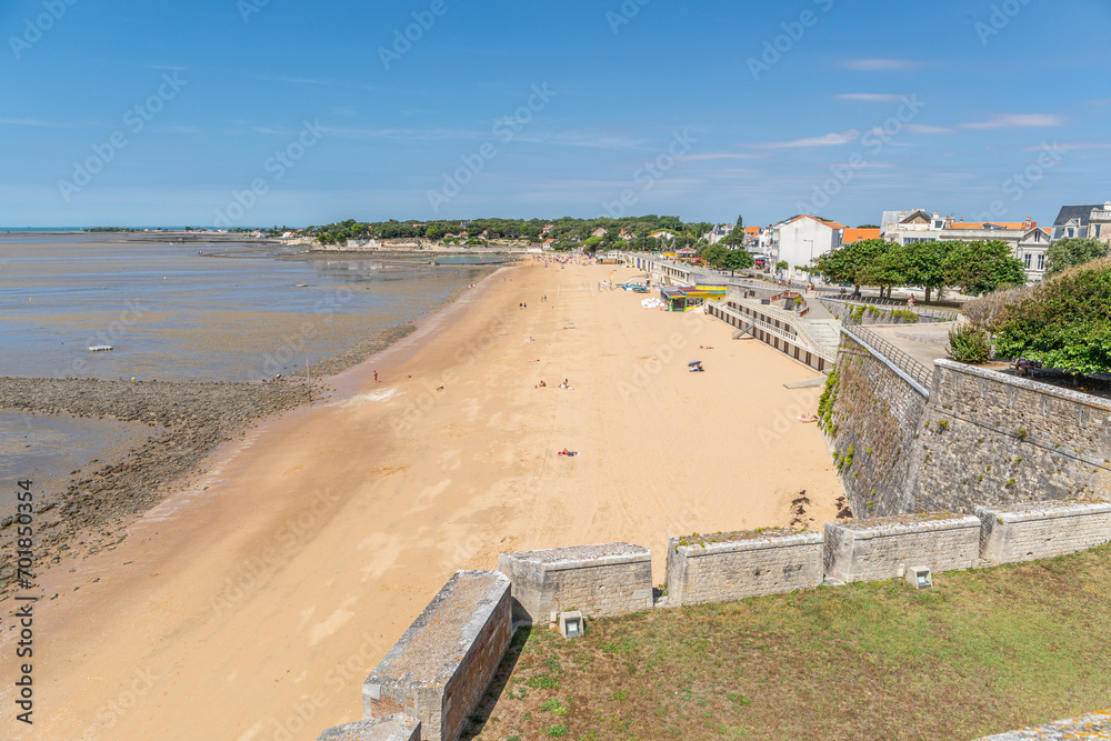 Grande Plage de Fouras, à Fouras-les-Bains, depuis le Fort de Fouras ...