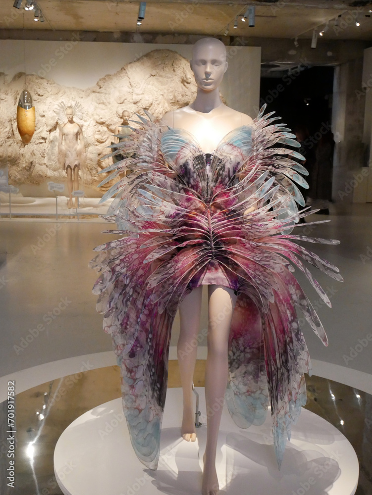Poetic dresses from Iris Van Herpen, avant-garde fashion designer ...