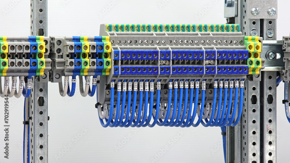 Electrical pass-through terminals for connecting copper mounting wires ...