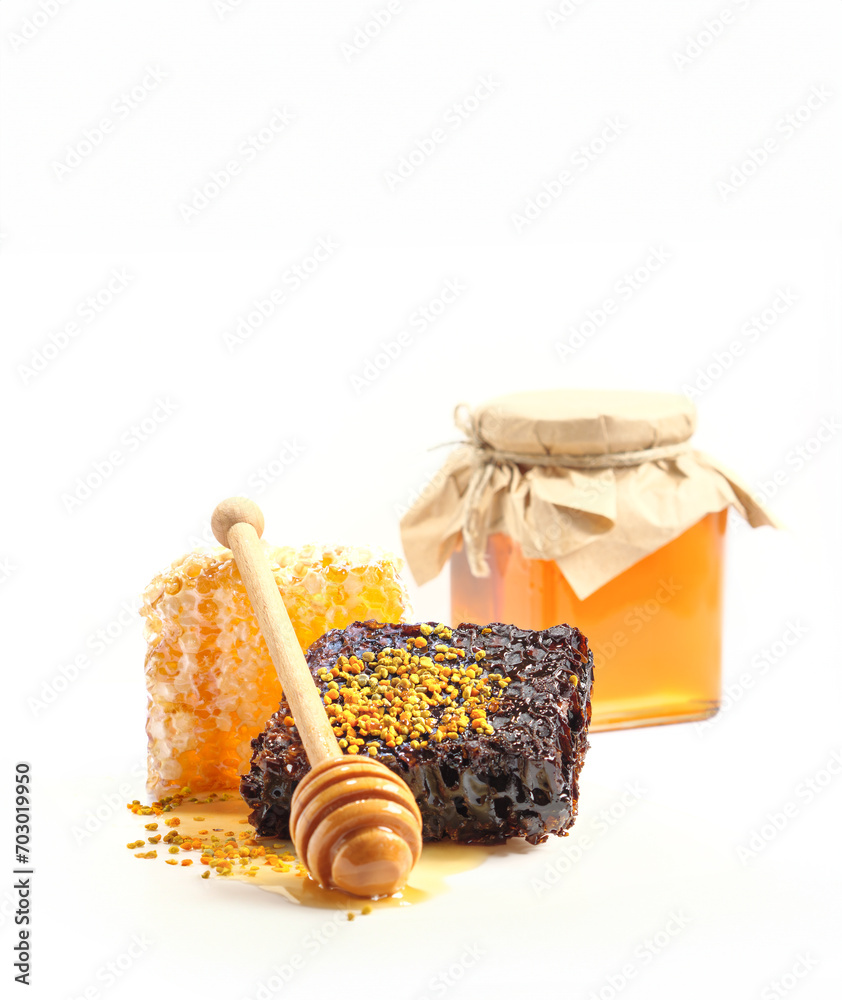 Different types of honeycombs, close-up. Types of honeycomb with bee ...