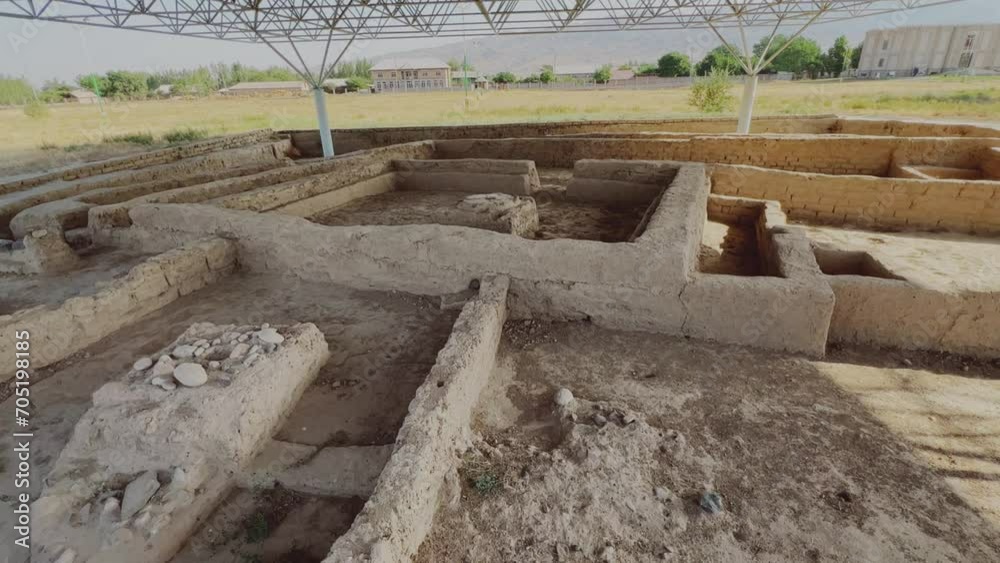 Vidéo Stock The ancient city of Sarazm in Tajikistan. The oldest ...