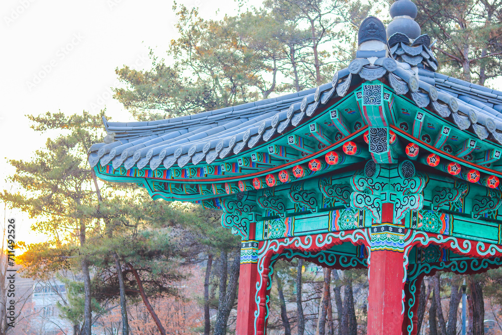Close-up Korean traditional wooden pavilion with roof tiles at ...