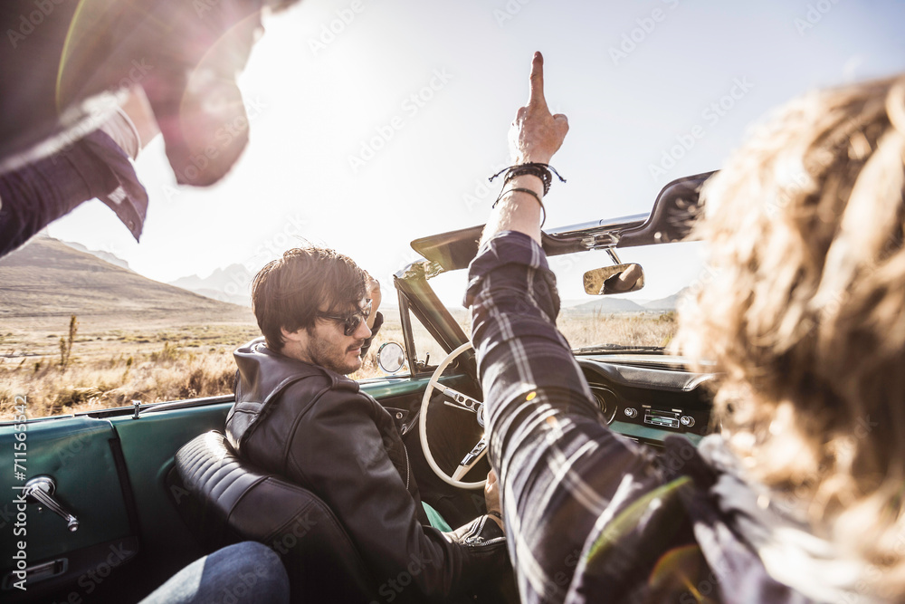 Foto de Group of friends driving around and having fun in the South ...