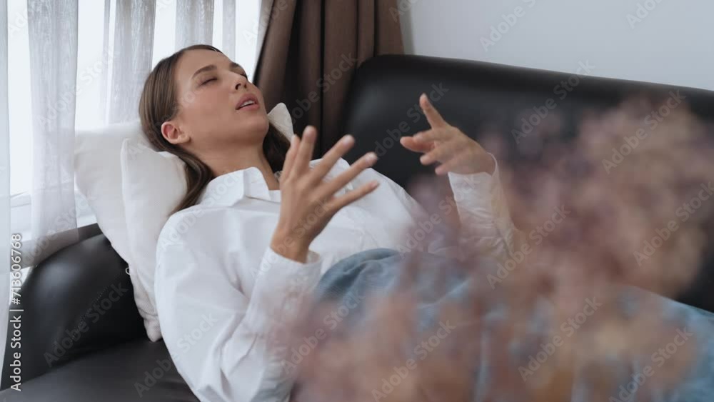 Young female patient lying on crouch release emotion from traumatic ...