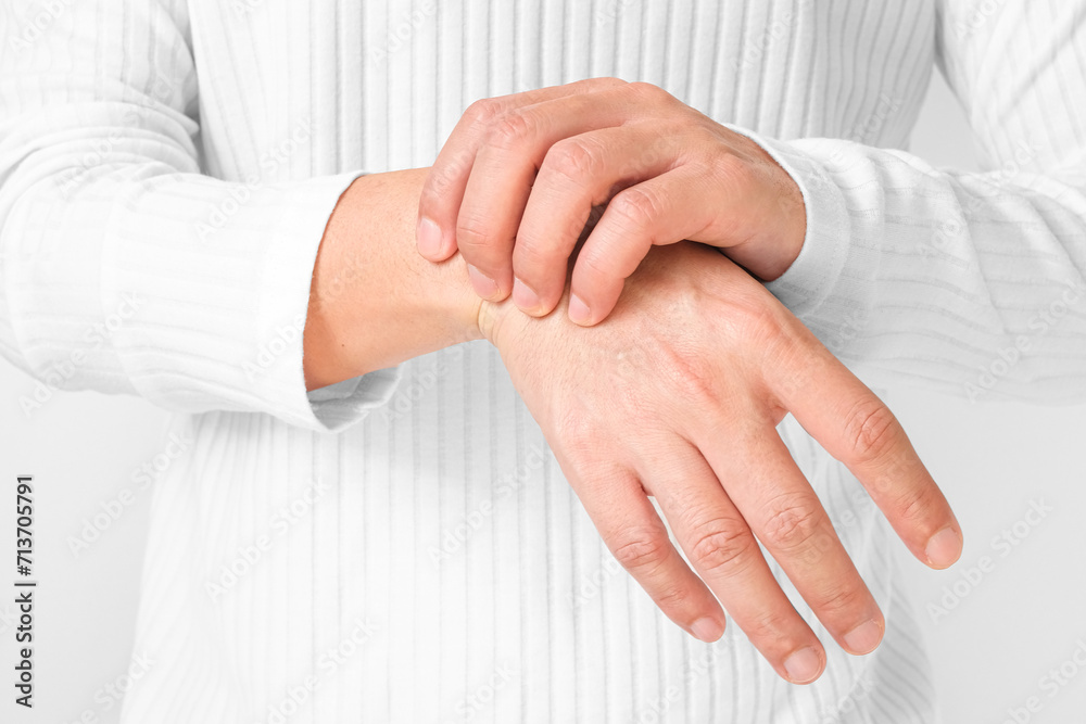 Hands of computer users have pain and injury to the fingers. From ...