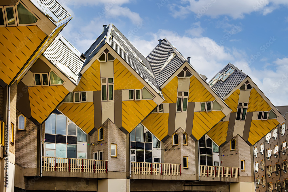Famous houses built in Rotterdam - Cube houses (Kubuswoningen ...