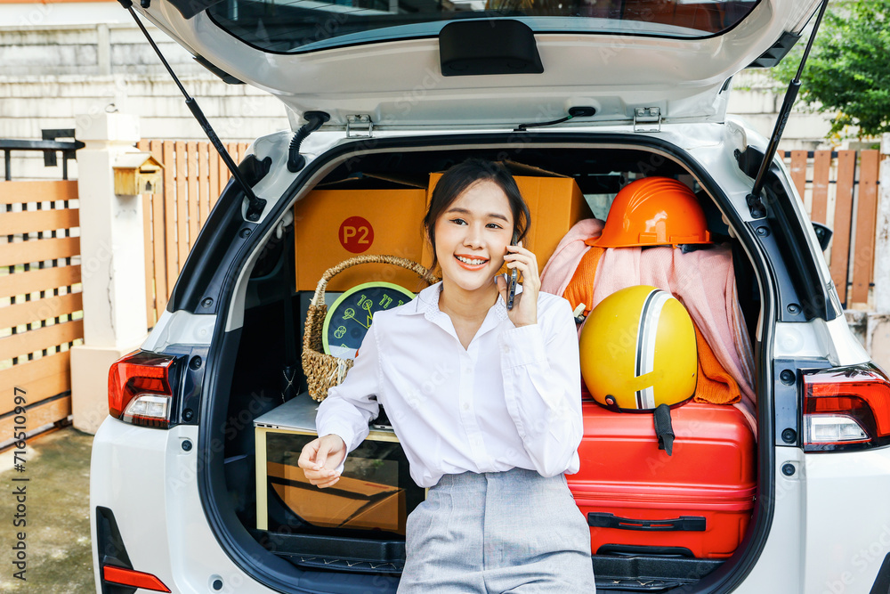 Portrait happy beautiful asian woman who was successful at work moving ...