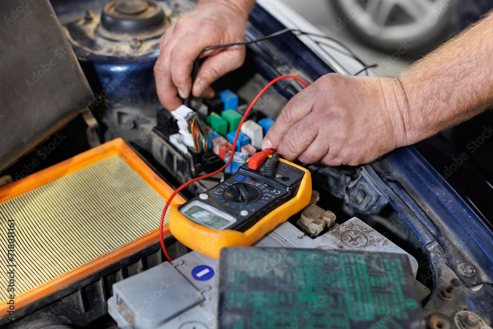 Monitor tool on car engine ready to check and fixed car air conditioner ...