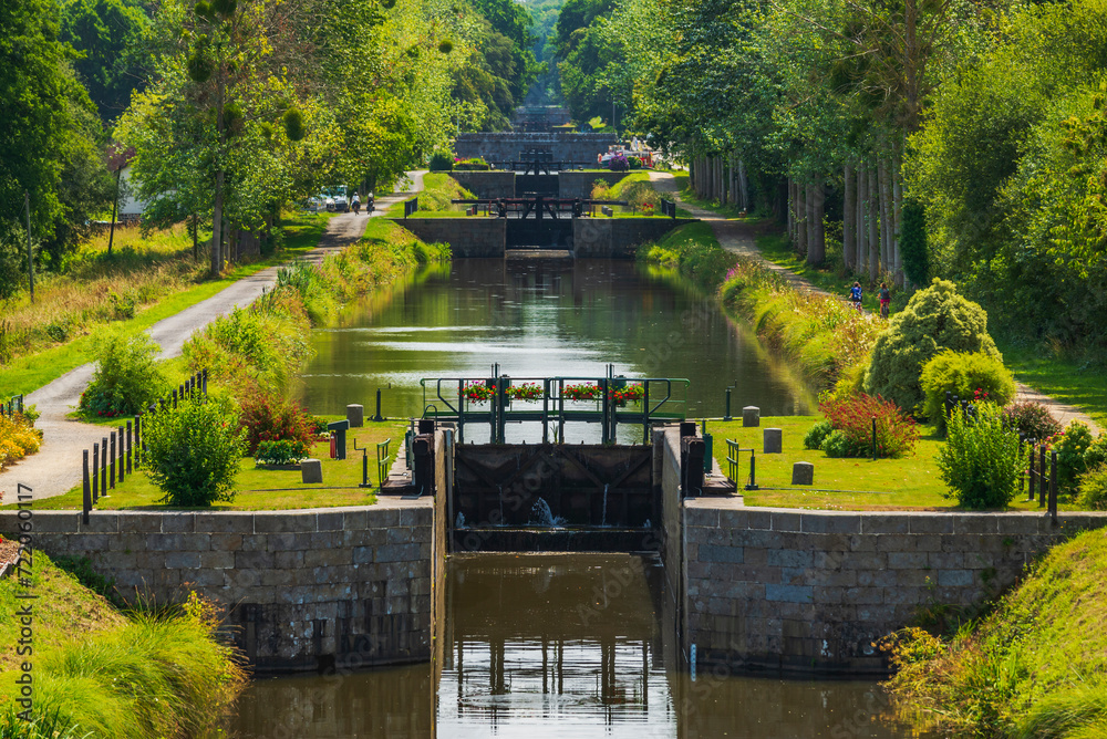 Tourist site of the Ille-et-Rance canal, The eleven locks, in Hédé ...