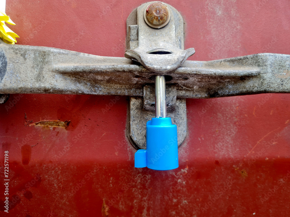 Container door security seal, seal with seal code number to secure ...