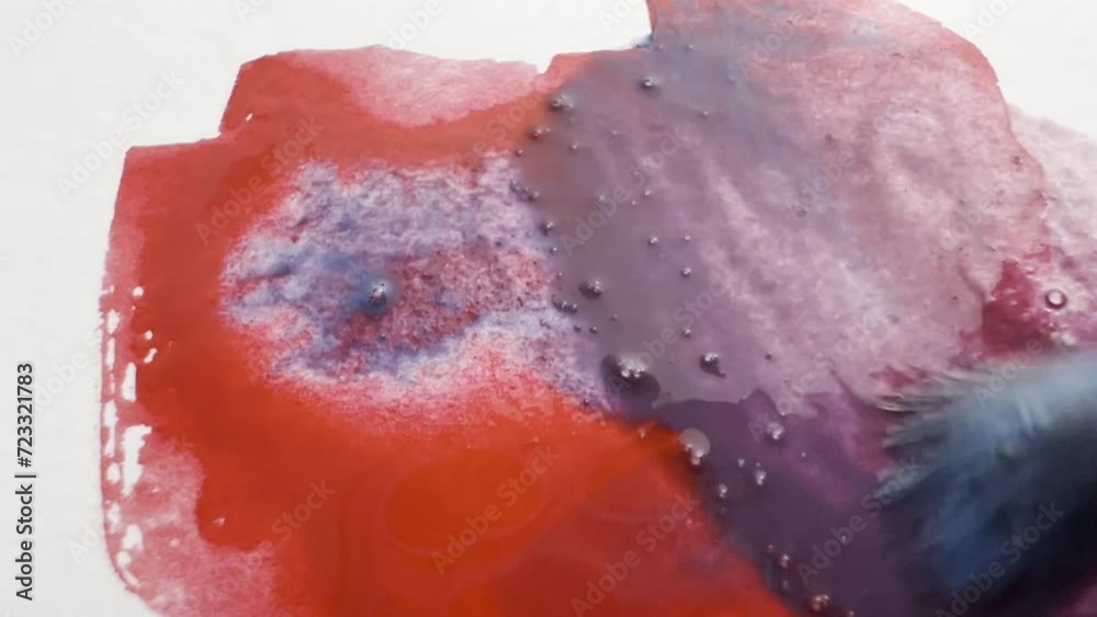 Vidéo Stock Magic of watercolor painting. Aquarelle granulation effect ...