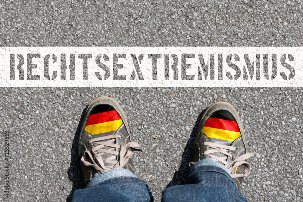 Deutsche Flagge und Rechtsextremismus in Deutschland Stock Photo ...