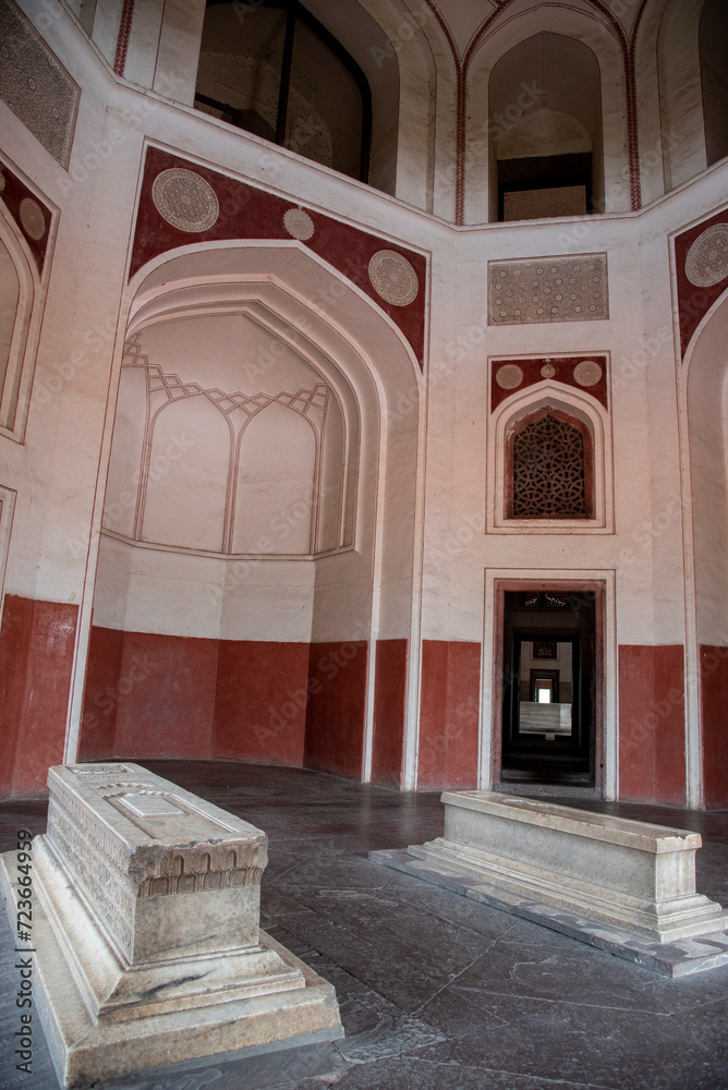 Humayun's tomb (Persian: Maqbara-i Humayun) is the tomb of world ...