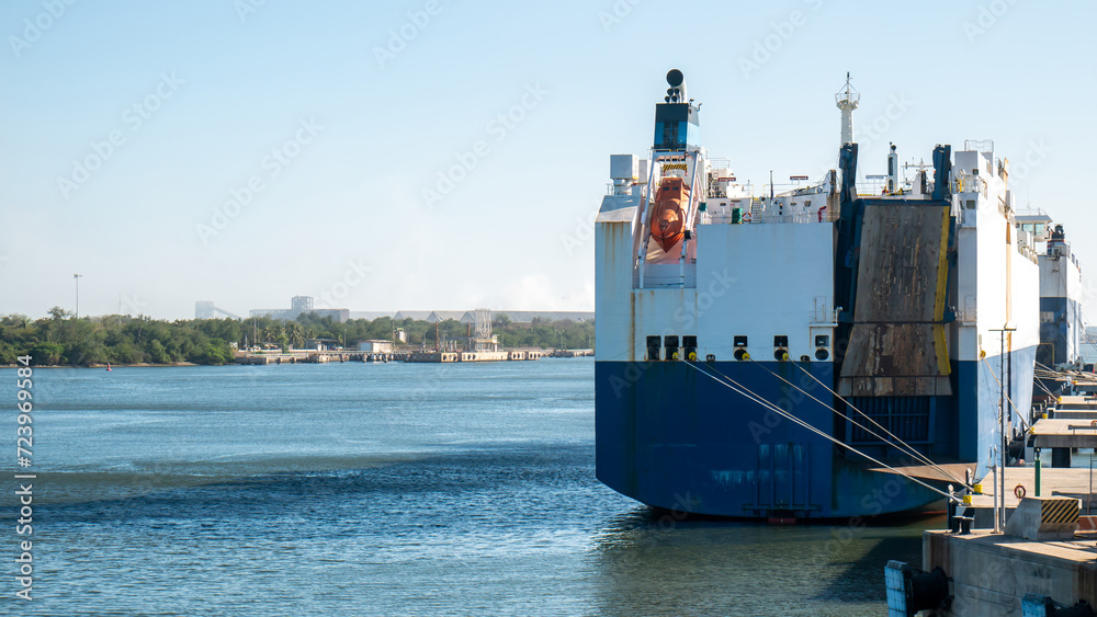 Big ship car carrie stay alongside on the berth of Lazaro Cardenas port ...