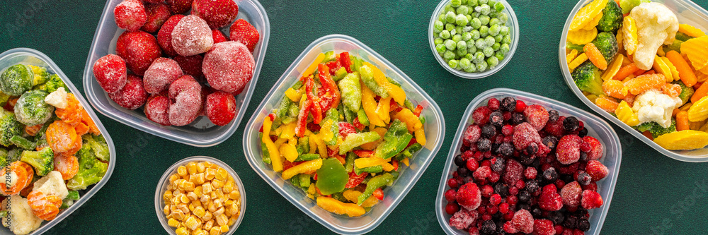 Food in winter, freezing fresh vegetables in summer in the refrigerator ...