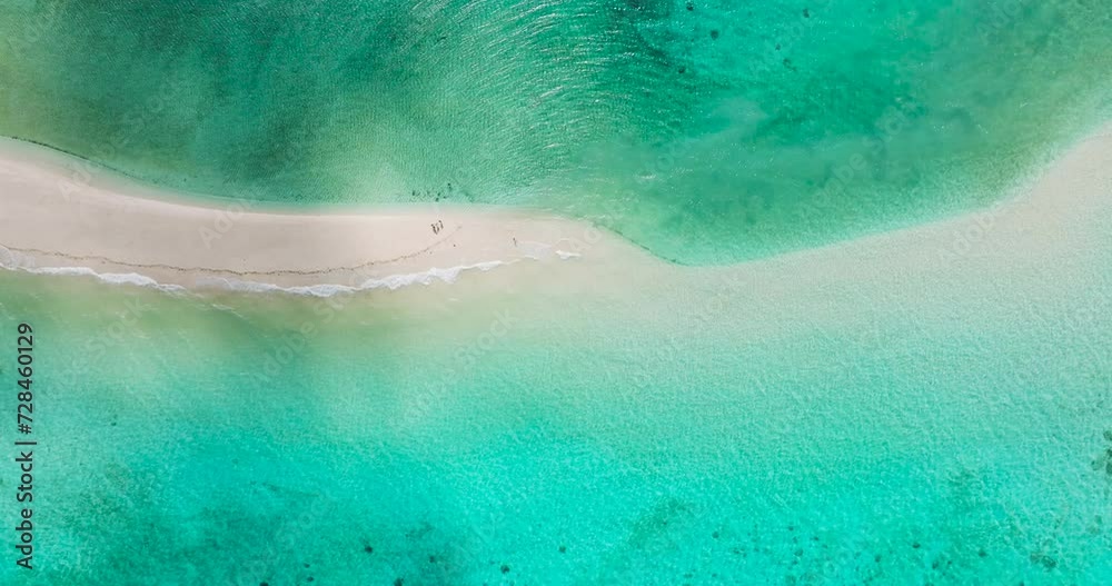 Beautiful waves over the sandbar. Bon Bon Sandbank with transparent sea ...