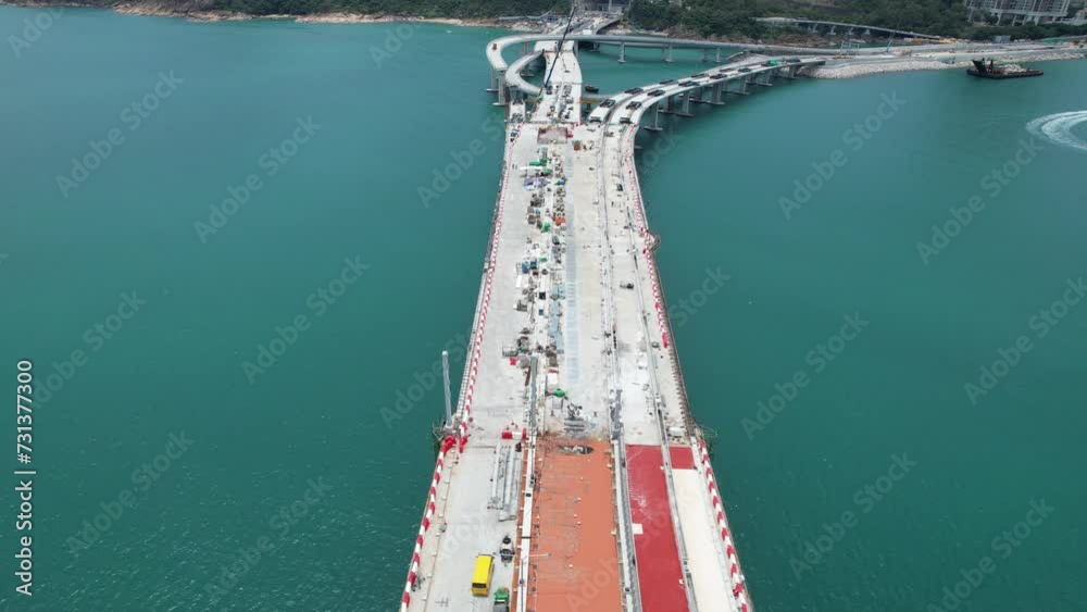 Vidéo Stock Large-scale sea traffic viaduct bridge Cross Bay Link ...