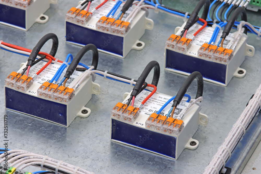 Foto de Current LED drivers for lighting control are installed in an ...